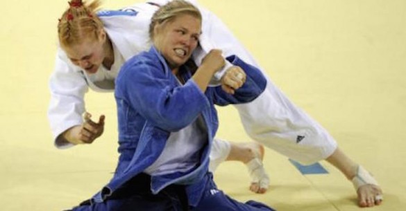 Ronda Rousey Makes SI's Swimsuit Edition? | BJPenn.com