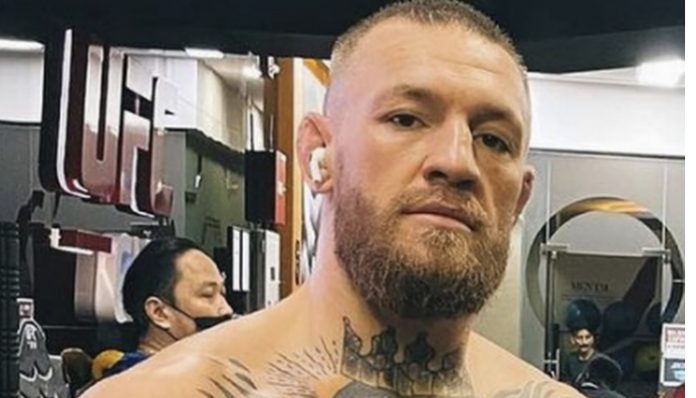 Conor McGregor poses rule changes following “gollier of spit” and “snot ...