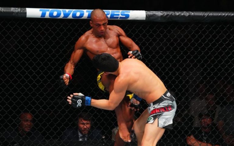UFC Kansas City Results: Edson Barboza KO's Billy Quarantillo (Video ...