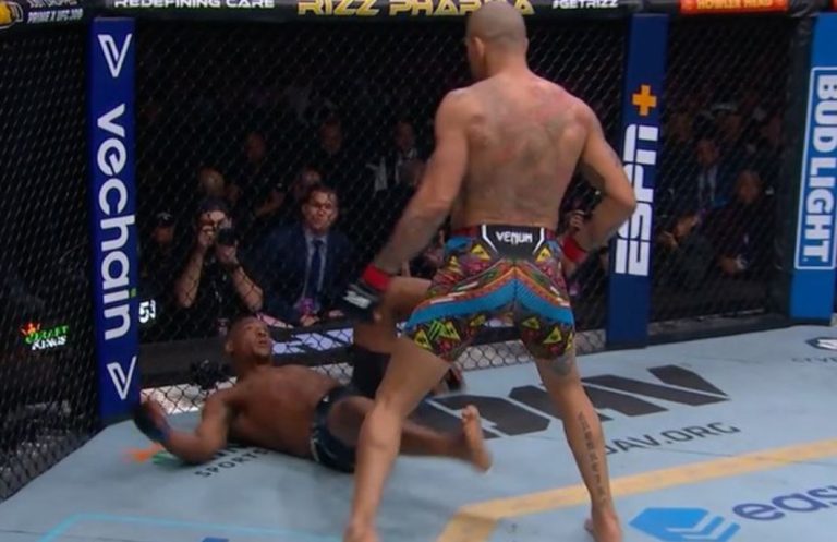 UFC 300 Results: Alex Pereira stops Jamahal Hill in Round 1 (Video ...