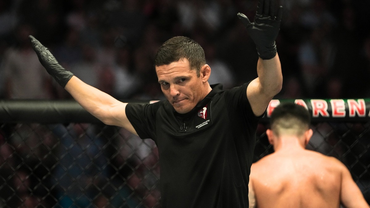 Referee Jason Herzog speaks out on backlash following controversial UFC ...