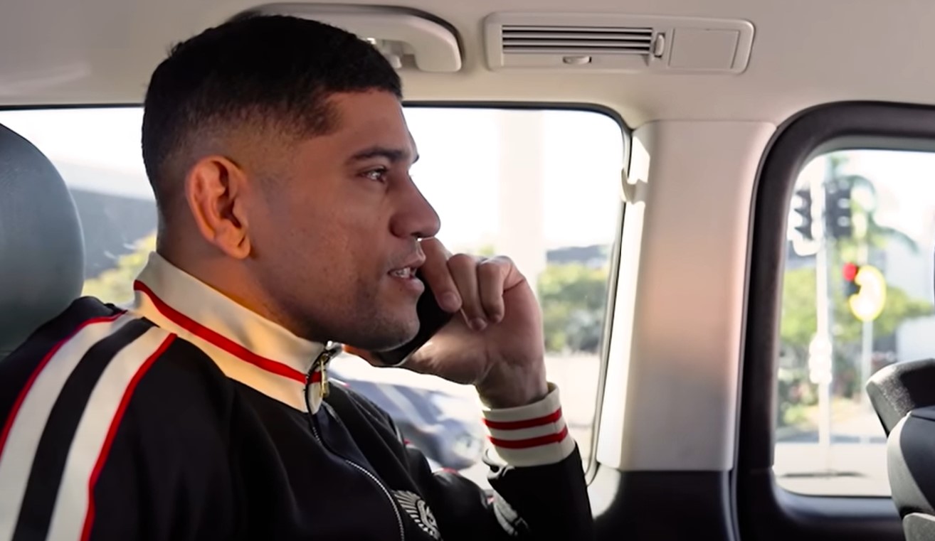 New video footage shows the moment Alex Pereira accepted the call to ...