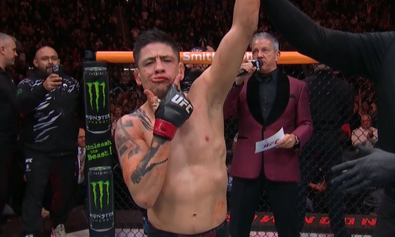 Pros react after Brandon Moreno dominates Amir Albazi at UFC Edmonton ...