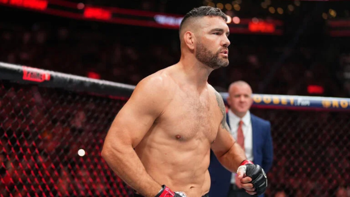 Chris Weidman announces retirement from MMA: "I'm hanging up the gloves ...