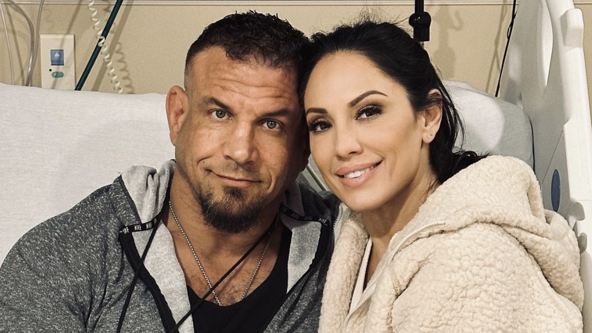 Frank Mir vows to come back stronger after emergency spinal surgery ...