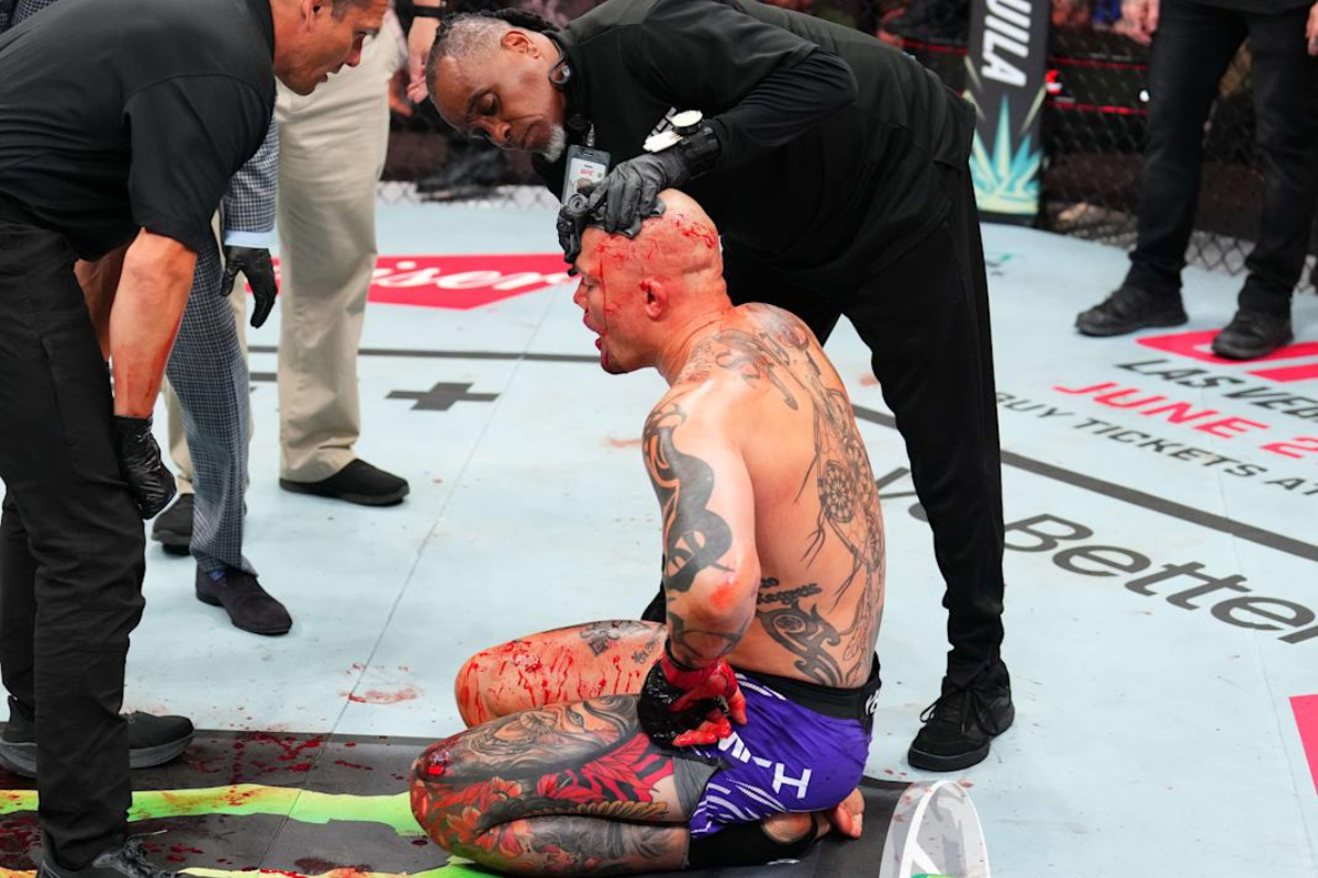 Former UFC slugger isn't a fan of retirement fight announcements amid ...