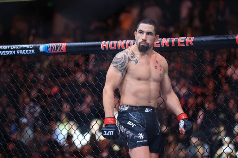 Robert Whittaker speaks out following loss to Reinier de Ridder at UFC ...