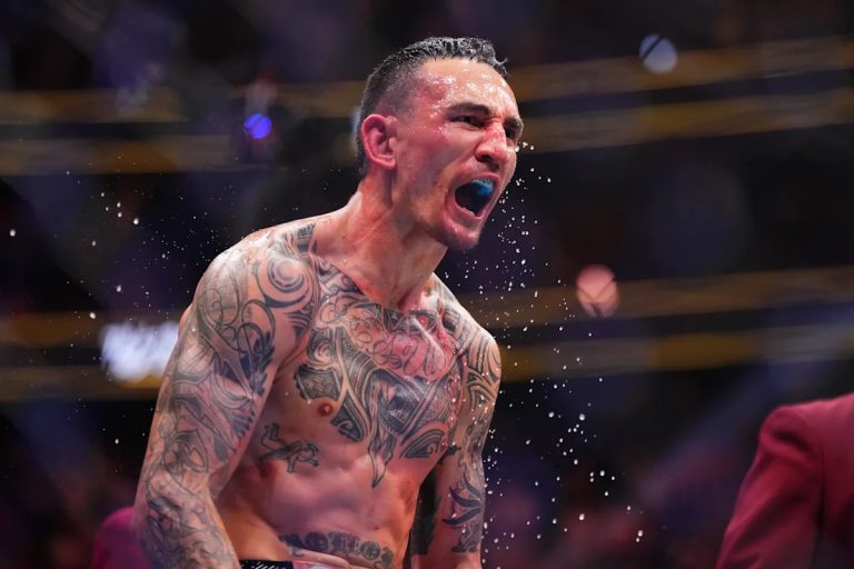 Max Holloway goes off on Ariel Helwani for trying to "start s***" with ...