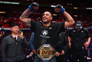 UFC champion Carlos Ulberg undergoes surgery for torn ACL, additional ...
