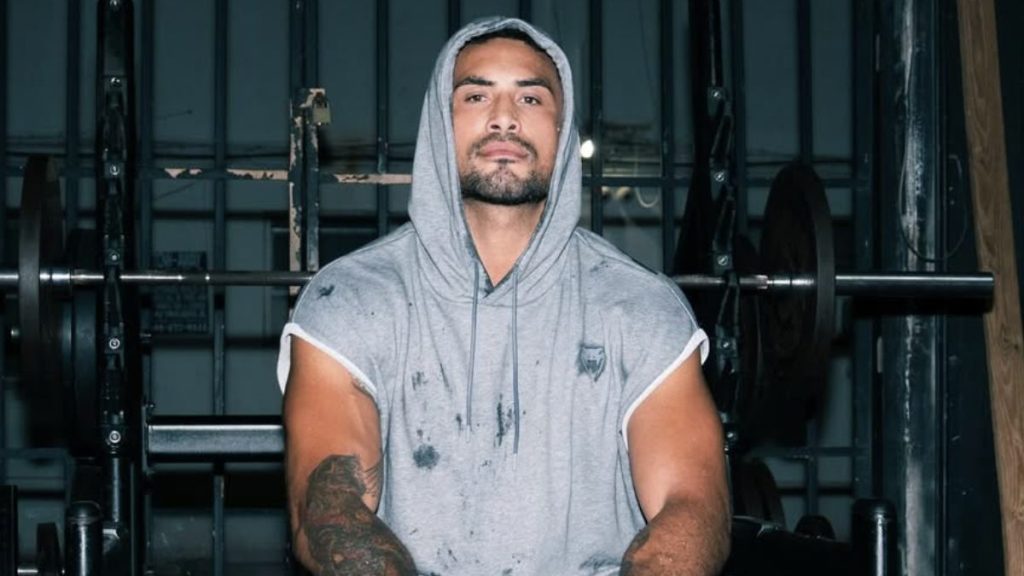 Carlos Ulberg wants to lure Alex Pereira back to light heavyweight ...