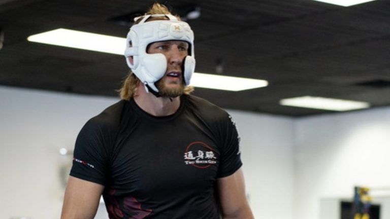 Alexander Volkov opens up on his fear of fighting for UFC world title ...